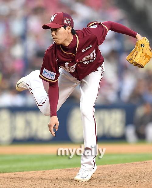 넥센 하영민 팔꿈치 내측인대 미세손상 재활 8주