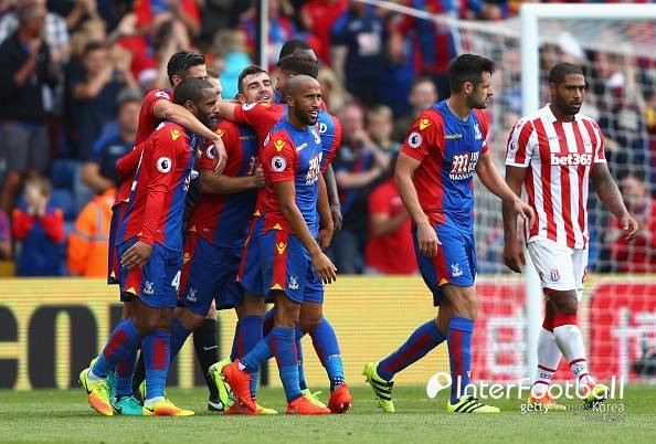 [EPL 리뷰] '이청용 5분' 팰리스, 스토크에 4-1 대승..3G 무패행진