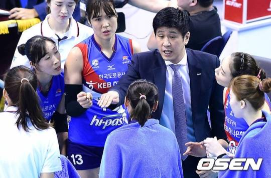 도로공사 김종민 감독 브라이언 왕따 논란 관심으로 생각