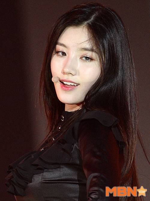 프리스틴 시연 '빠져드는 미소' [MBN포토]