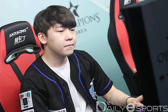 아프리카 정글러 교체스피릿 이다윤 투입