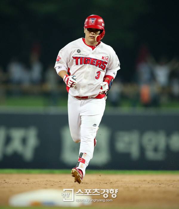 9회 극적인 동점 투런포 Kia 김선빈 초구에 홈런 치려고 했는데