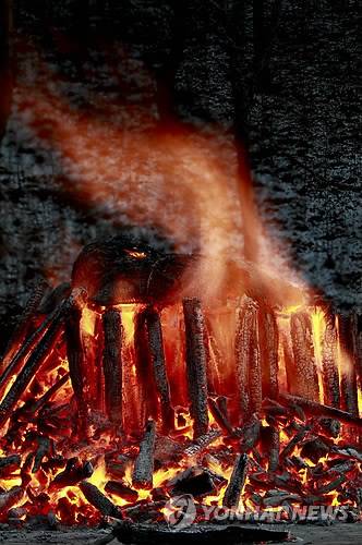 SOUTH KOREA FEATURE PACKAGE CREMATION RITE