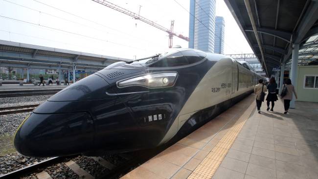 [Photo News] New bullet train, Hemu