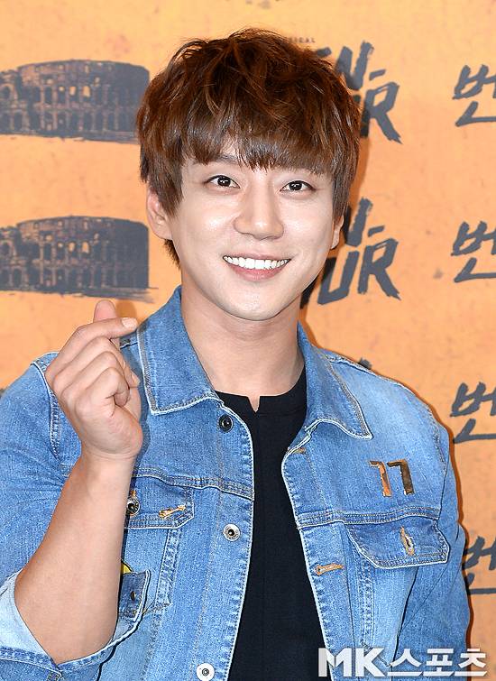 황치열 '달달한 하트' [MK포토]