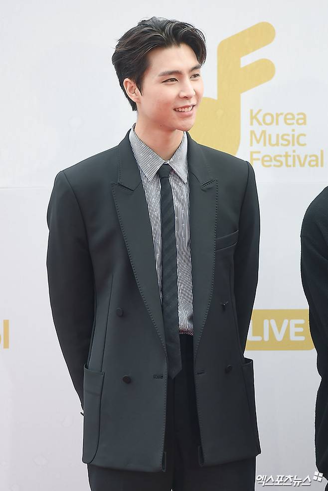 [엑's HD] NCT 127 쟈니 '멋진 미소'