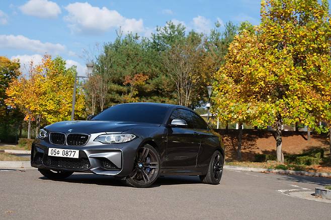 포토 스포츠카 시장을 탄탄히 채우는 Bmw M2 쿠페