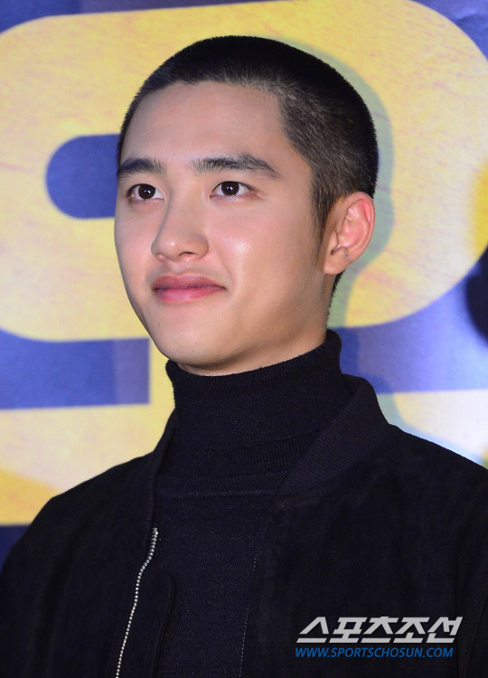 포토 도경수 군대가도 될 듬직함