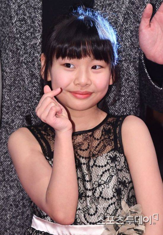 St포토 김수안 신과함께 죄와벌 대표 귀염둥이
