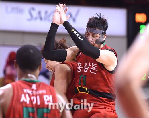 [MD포토] KGC '1위 SK 꺾고 파죽의 6연승'