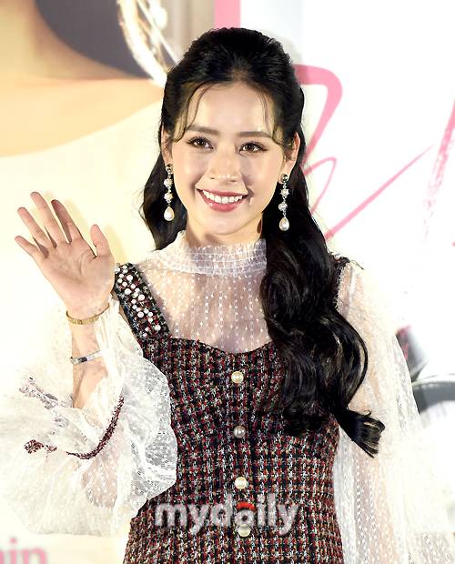 Md포토 치 푸 베트남에서 온 여배우