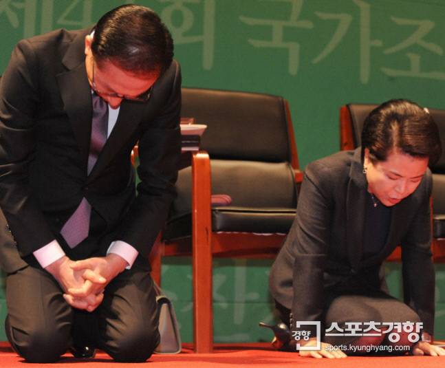 이명박 부인 김윤옥 에르메스 가방 게이트 열리나