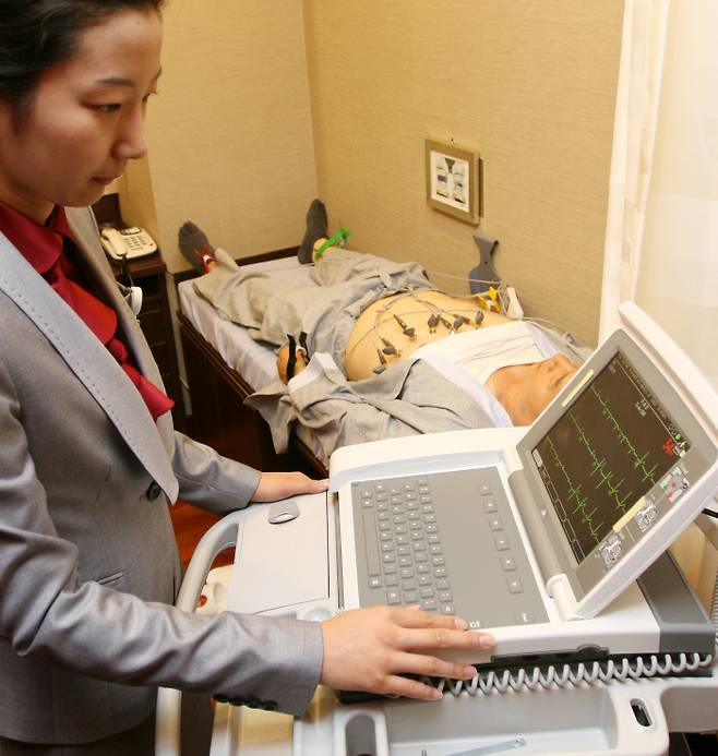 바르르~ 떨리는 심장 맥박 불규칙 혈전 생성 가능성 높여 뇌졸중 위험