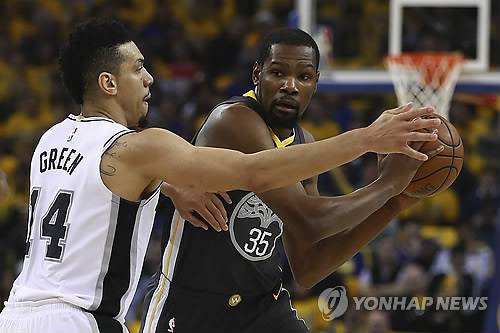 Nba 골든스테이트 샌안토니오 15점 차 격파3점슛 15개 폭발종합