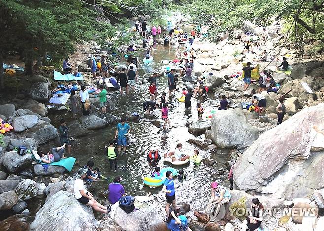무주 덕유산 구천동계곡 인산인해