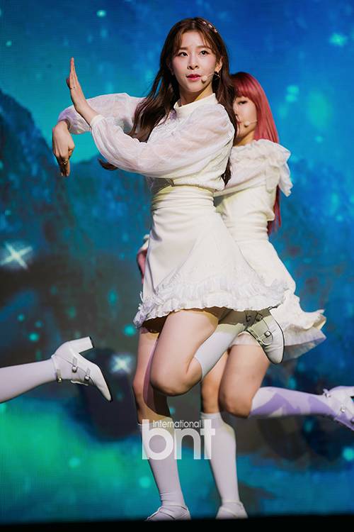 Bnt포토 공원소녀 민주 당찬 표정