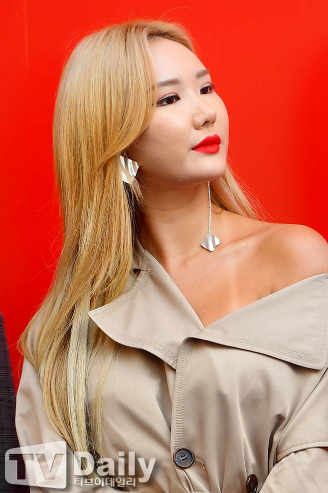 [TD포토] EXID LE '바캉스의 흔적, 비키니 모양대로 그을린 피부'