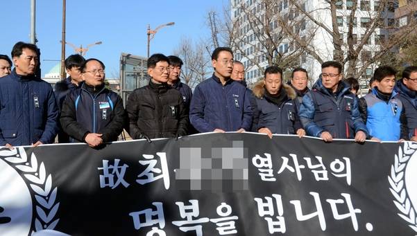 文정부 카카오 카풀 막아달라택시단체 국회 앞 무기한 천막농성 돌입