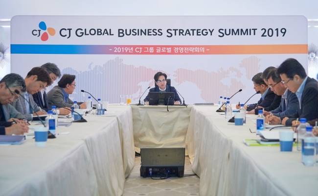 CJ chief calls for rapid global expansion