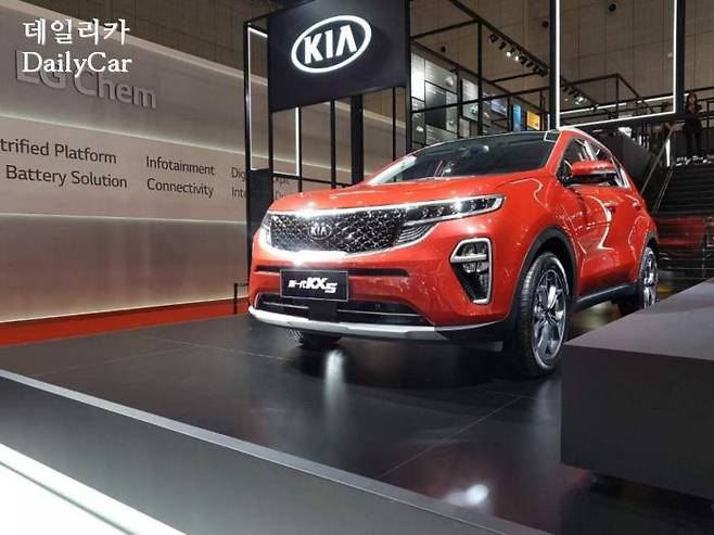 [상하이오토쇼] 기아차, 中 전략형 SUV 'KX5' 공개