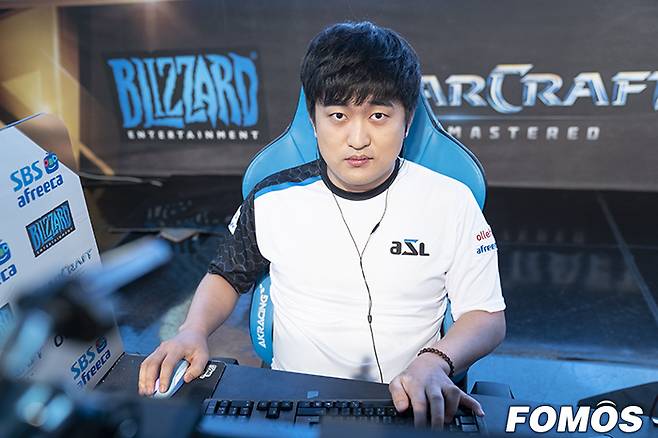Asl 이영호 접전 끝에 이재호 꺾고 4강 진출종합