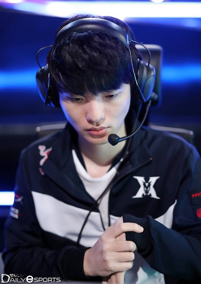 포토 킹존 라스칼 김광희 오늘도 날뛰어볼까