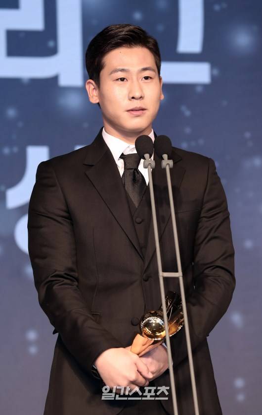 포토 Kia 박찬호 도루왕 수상