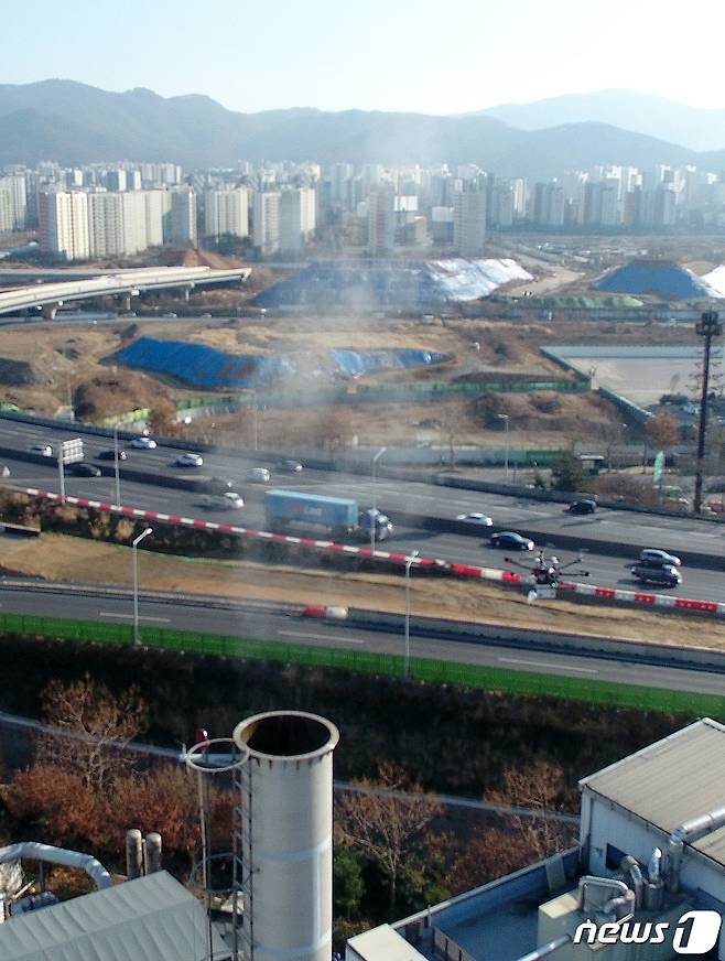 드론으로 대기오염물질 배출사업장 합동단속
