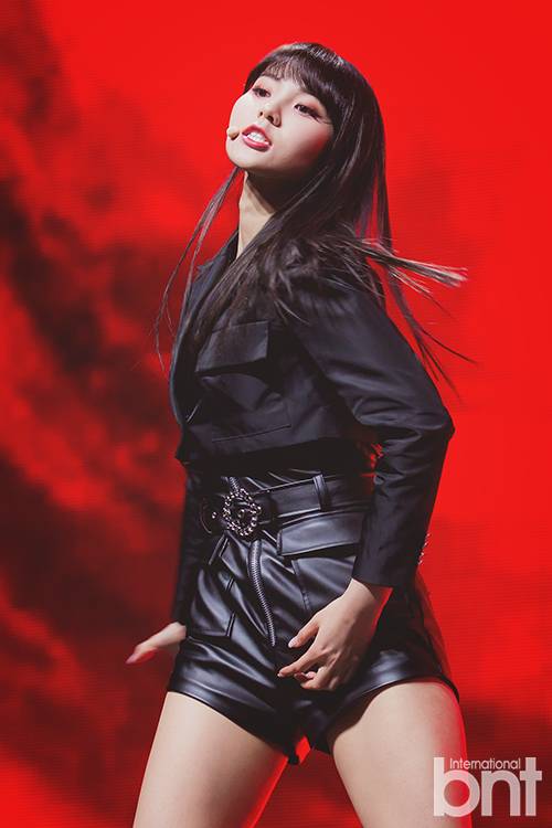 Bnt포토 이달의소녀 진솔 클래스가 다른 기린목