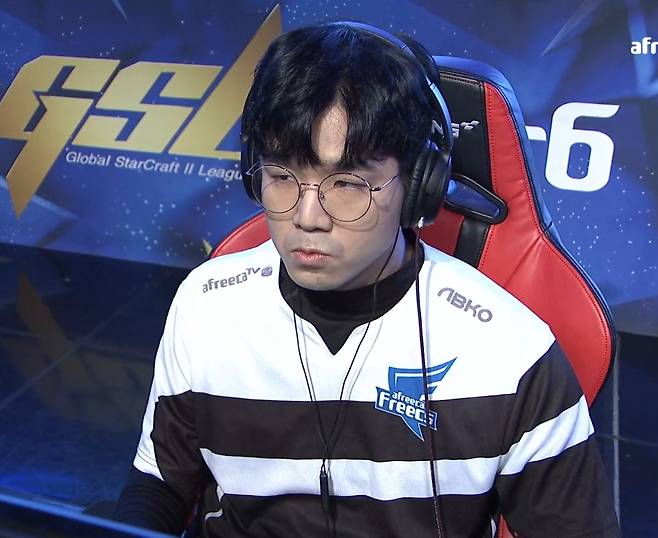 Gsl 박수호 뮤탈리스크로 김도욱에 역전승 승자전 진출