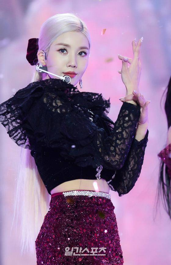 Kwon Eun-Bi , Blue Visual