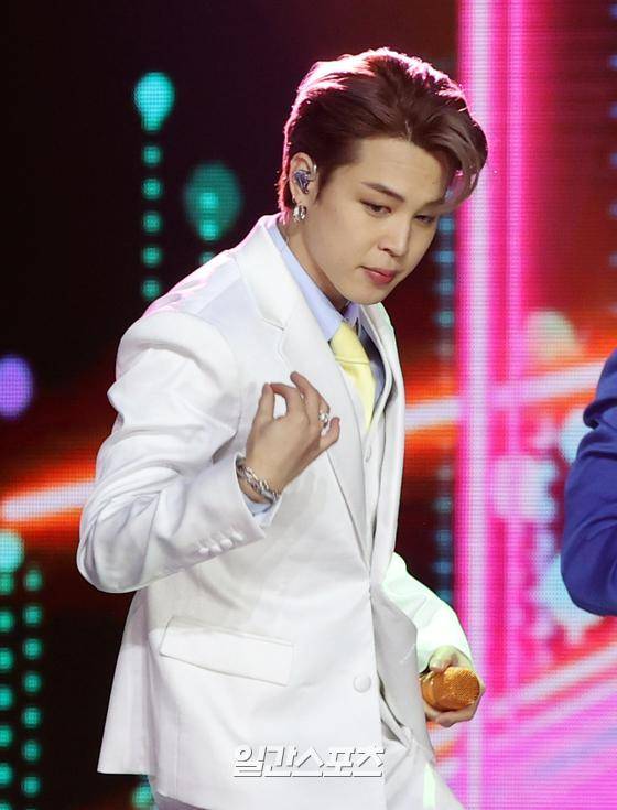 Jimin , "Are you attractive?"