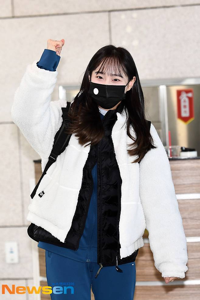 Loona Chew 'Fighting Girl'