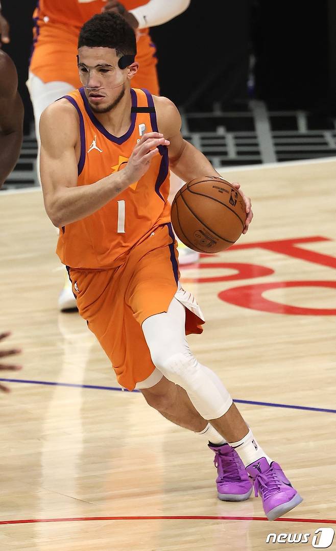 부커 25점 피닉스 4차전도 승리nba 파이널까지 단 1승