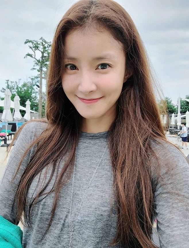 이시영 애 엄마 맞아 섹시한 스윔웨어 명품 보다 빛난 핫바디 패션엔