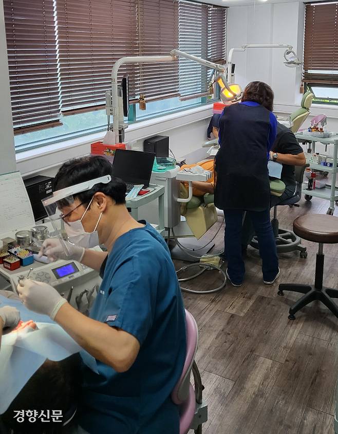 본국 갈 때까지 이주민에겐 너무 먼 치과