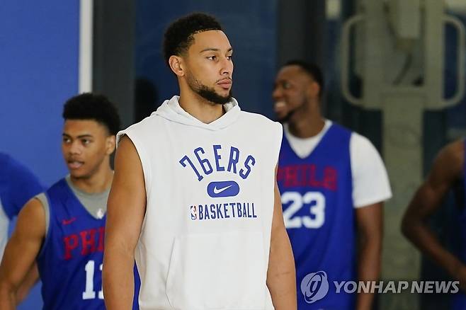 Nba 하든 브루클린 떠나 필라델피아로시먼스 등과 빅딜