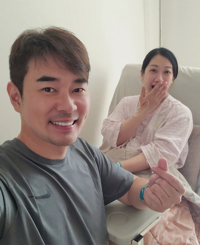 결혼 6년만에 경사동상이몽 출연 부부득녀 소식 어썸클