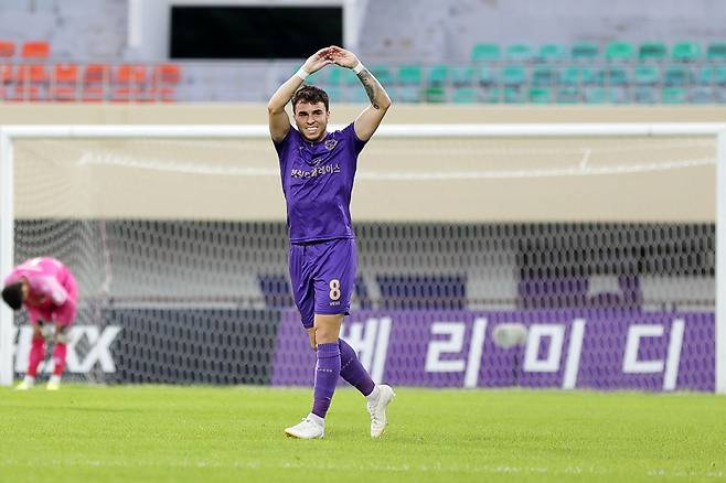 '해트트릭' 안양 안드리고, K리그2 33R MVP