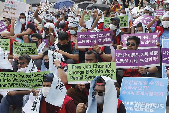 고용허가 비자체류 외국인 건강보험 1조8000억 흑자