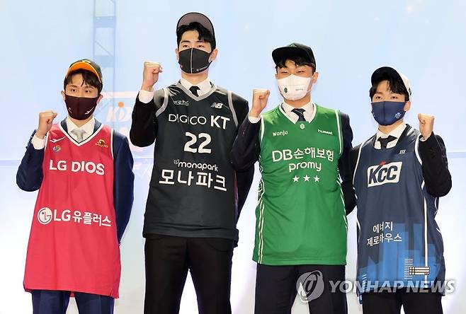 프로농구 2순위 신인 kt 이두원 "'동양인의 한계'라는 건 핑계"