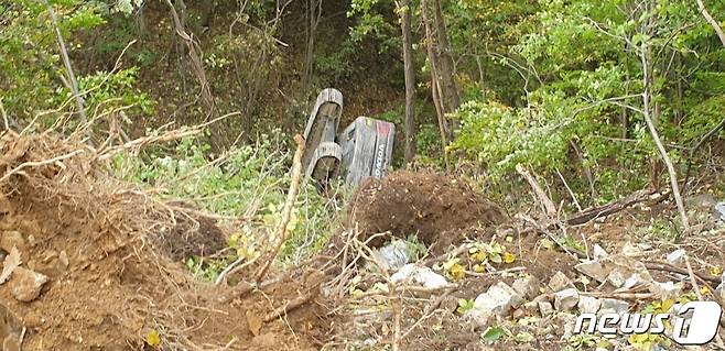 영월 상동읍서 70m 아래 추락 굴착기 운전자 구조생명 지장없어