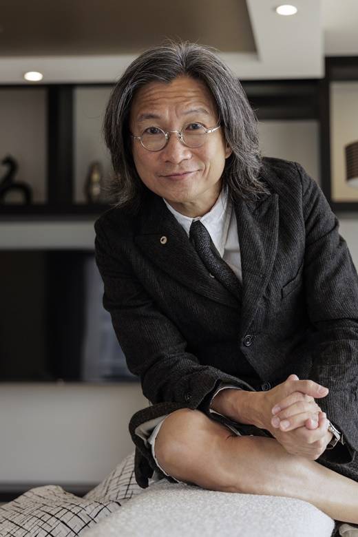 "'D.P.' 정말 좋아해, 이민호 '파친코' 혁신적"..'세계적 거장' 진가신 감독, 8년만 BIFF 참석 [MD인터뷰]