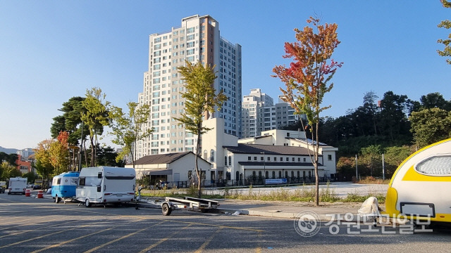 캠핑카·카라반 장기주차 민원 해소될까 원주시 전용 주차장 추진