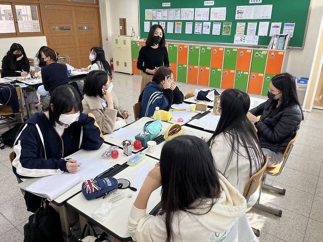 꿈을 향한 교육 전자신문 인천금융고 중소기업 이해연수 교육 실시