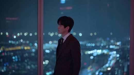 김도은 제주드림타워 Han컬렉션서 디지털 룩북 촬영 압도적 수트핏”