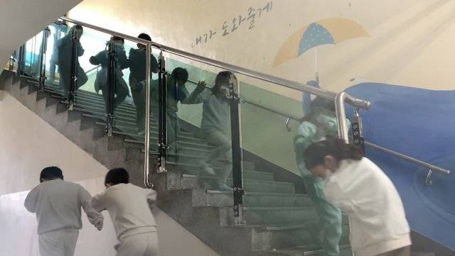 언론사뷰