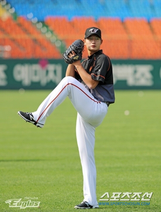 주전포수가 누구죠 최재훈을 멘붕에 빠트린 한화 슈퍼루키 김서현