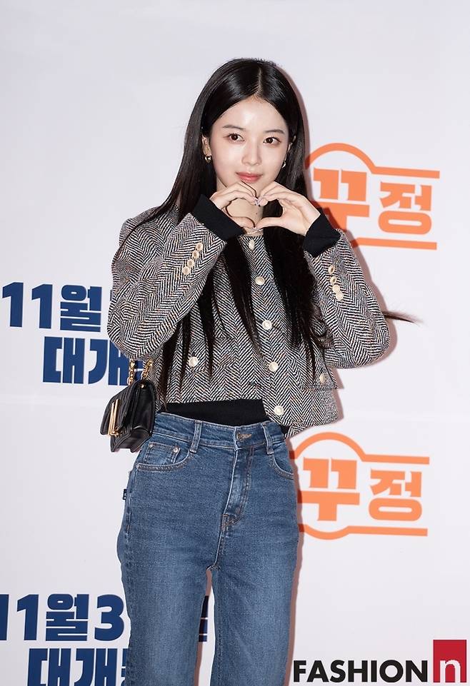 노정의 큐티 요정의 응원 상큼 미모 크롭 재킷 나들이룩 패션엔