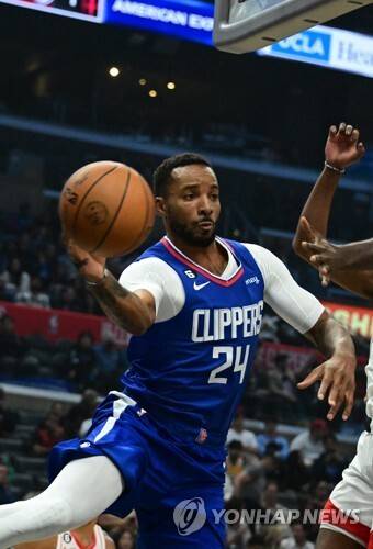 [NBA] '4Q에만 21점' 18점 차 뒤집은 노먼 파웰의 미친 존재감